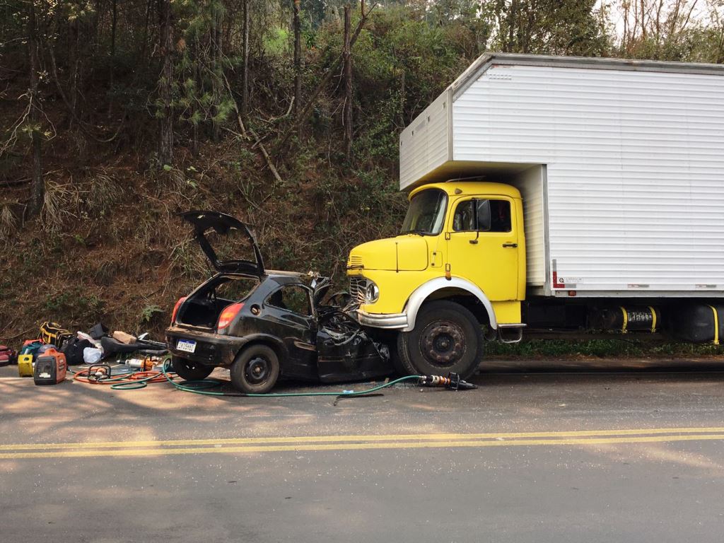 Duas pessoas morrem em grave acidente na BR-282 - ClicRDC