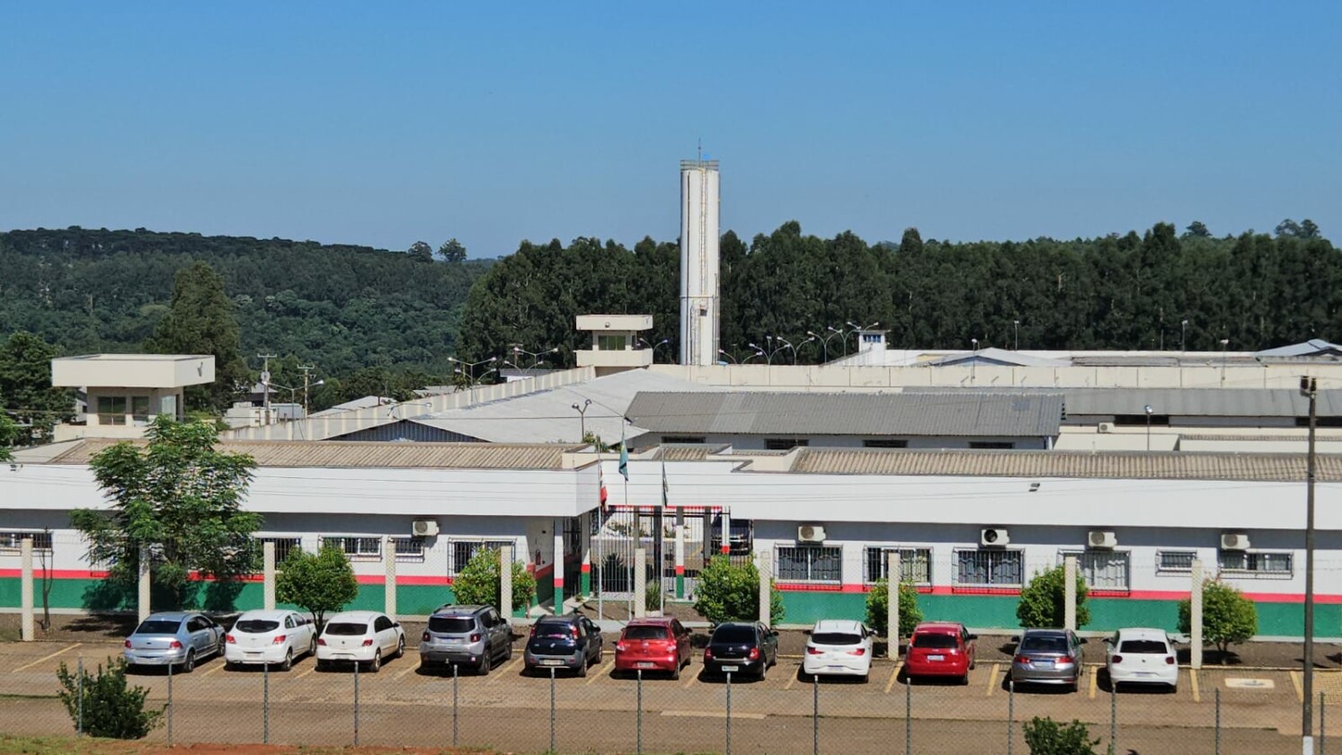 SAP realiza operações de revista no complexo prisional de Chapecó após ...